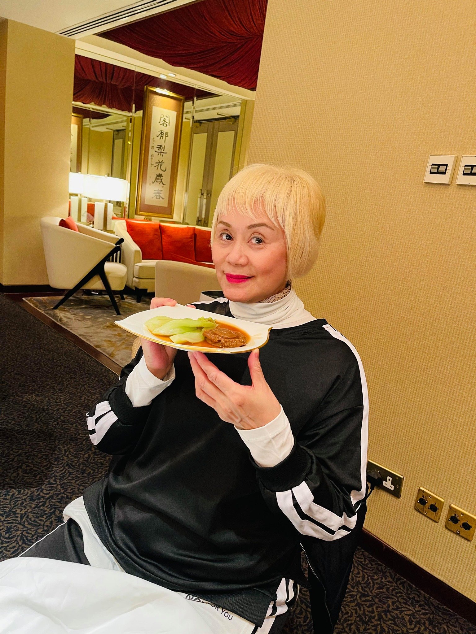 65歲林建明「沙灘小姐」冠軍出身 曾被情緒病纏身 創基金助同路人「更有說服力」