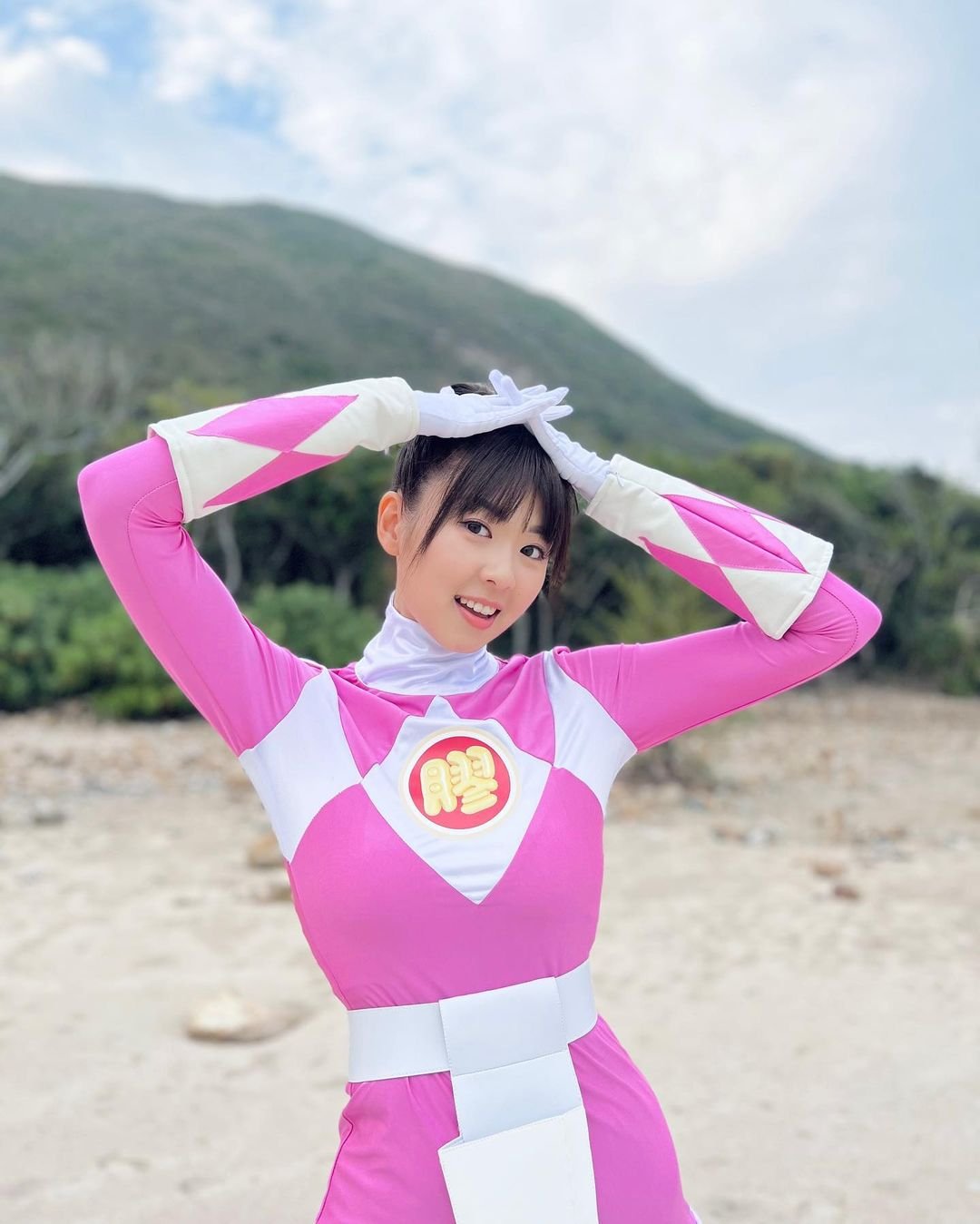 Hillary劉沛蘅模特兒出身！入行14年情史大起底：曾和街舞王子交往、現任緋聞男友是情歌王子