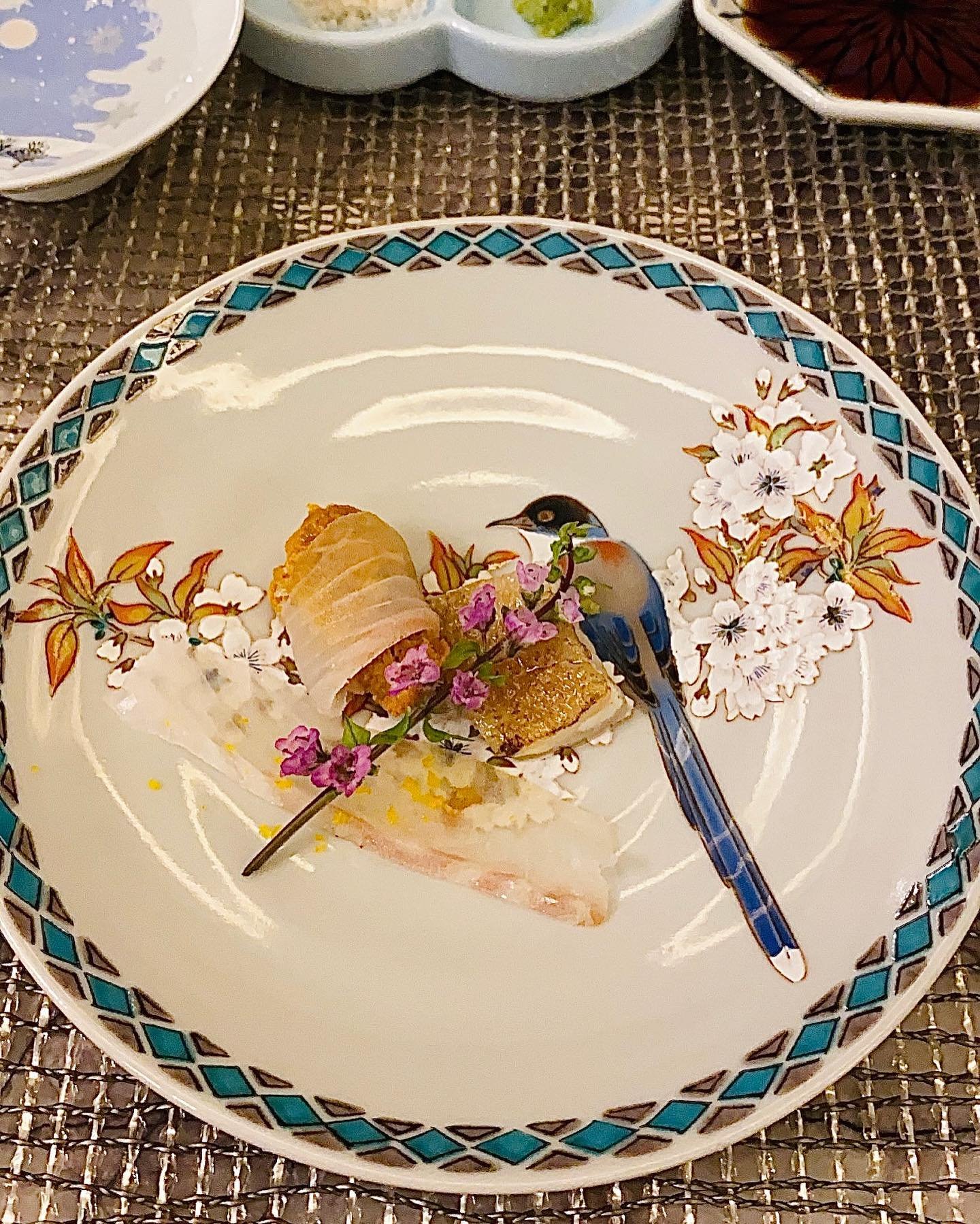 薛芷倫女婿揭猛料驚人背景：世界三大名校出身、亞太區業務管理 | 娛樂資訊 | SundayMore