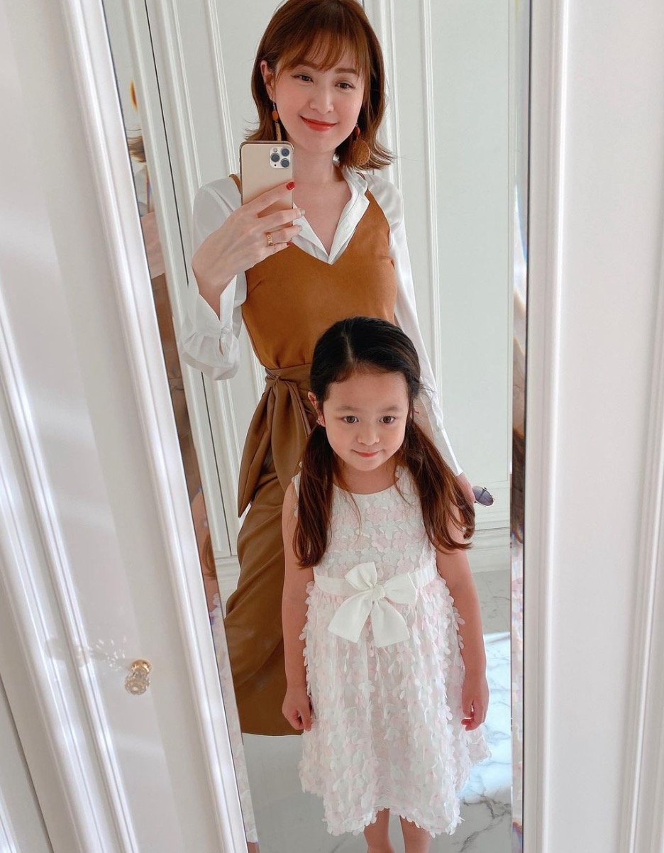 徐淑敏為奶奶溫馨慶祝80大壽 婚後與奶奶姑奶同住13年獲網民大讚：好佩服！ | 娛樂資訊 | SundayMore