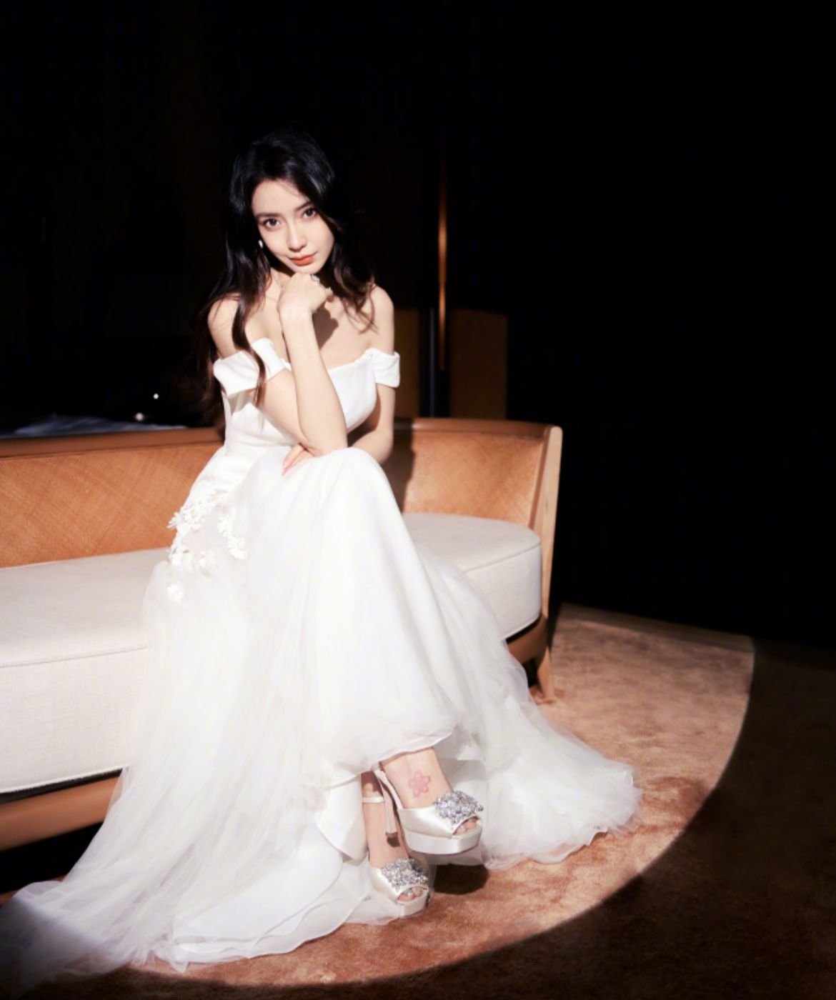 盤點娛樂圈15個最索混血女星 大美人李嘉欣竟是中葡混血兒！ | 娛樂資訊 | SundayMore