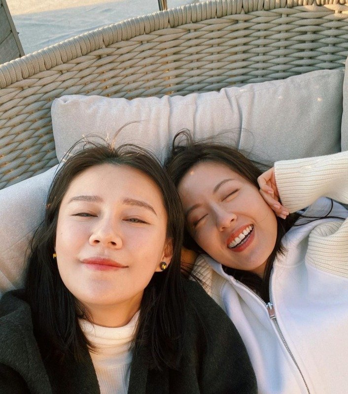 41歲唐詩詠零濾鏡素顏曝光 皮膚較黝黑網民讚更添少女韻味 | 娛樂資訊 | SundayMore