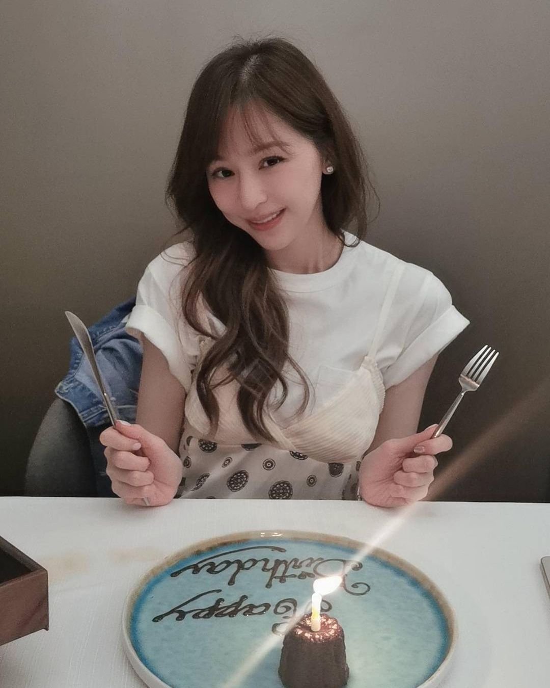 40歲王心凌出道20年靠6大瘦身法維持41kg 瑜伽環練美背、正確坐姿減肚腩