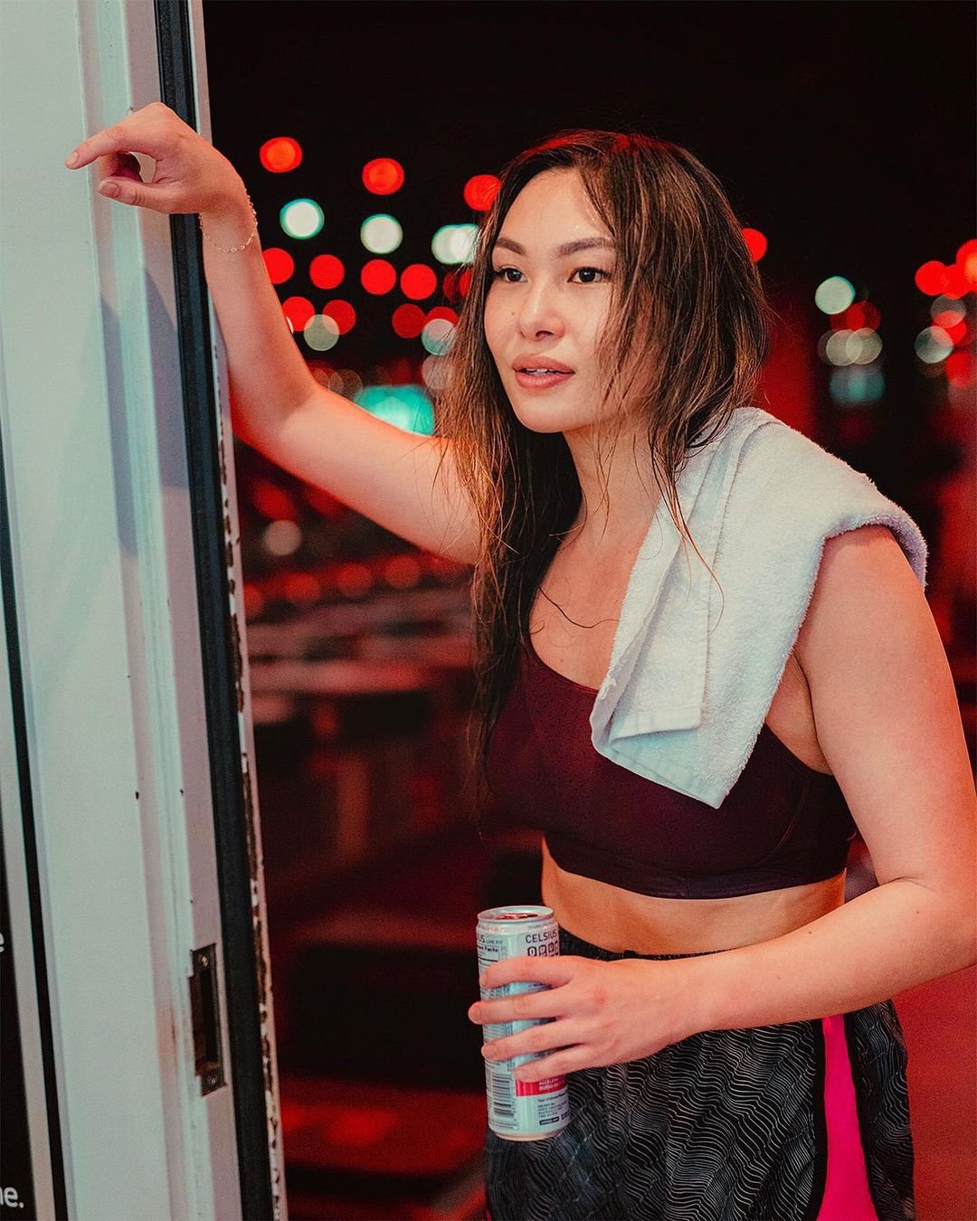 27歲Lucy Guo打破男性壟斷創AI公司 唯一華裔入選福布斯白手興家女富豪榜！